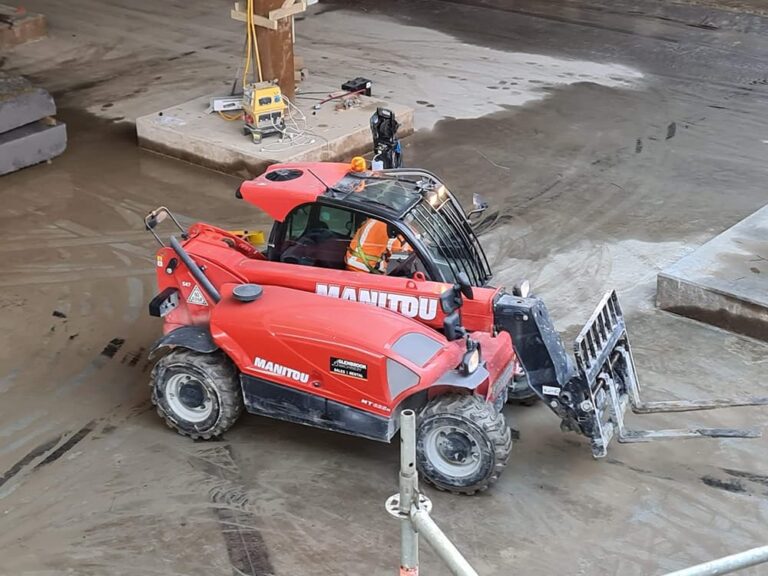 6 Meter 2.5 Ton Telehandler - MetroHire